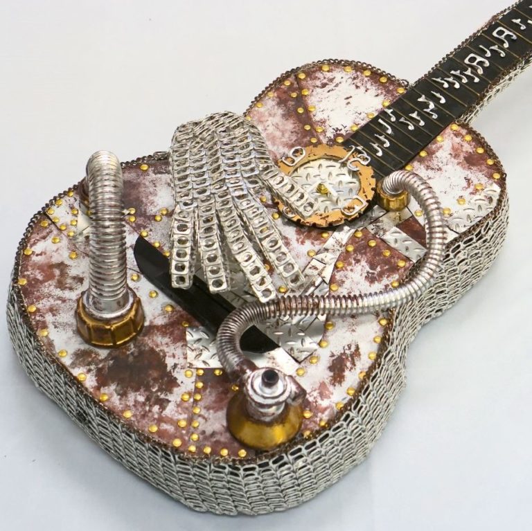 JUNK GUITAR ART